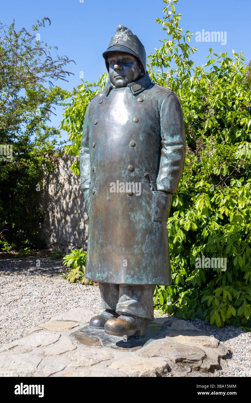 socha Josefa Švejka, vesnicka pamatkova reservace, vesnice Putim, Ceska ...