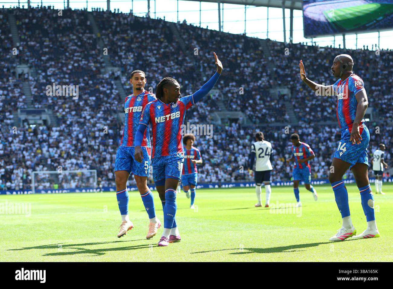Tottenham Hotspur Stadium, London, UK. 11th May, 2025. Premier League Football, Tottenham ...