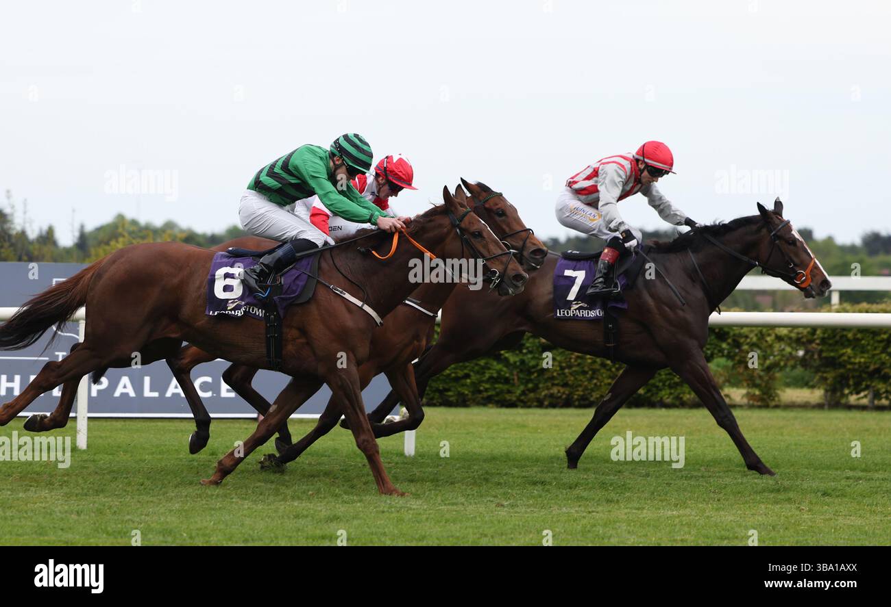 Cloud Seeker ridden by Andrew Slattery on their way to win the ...