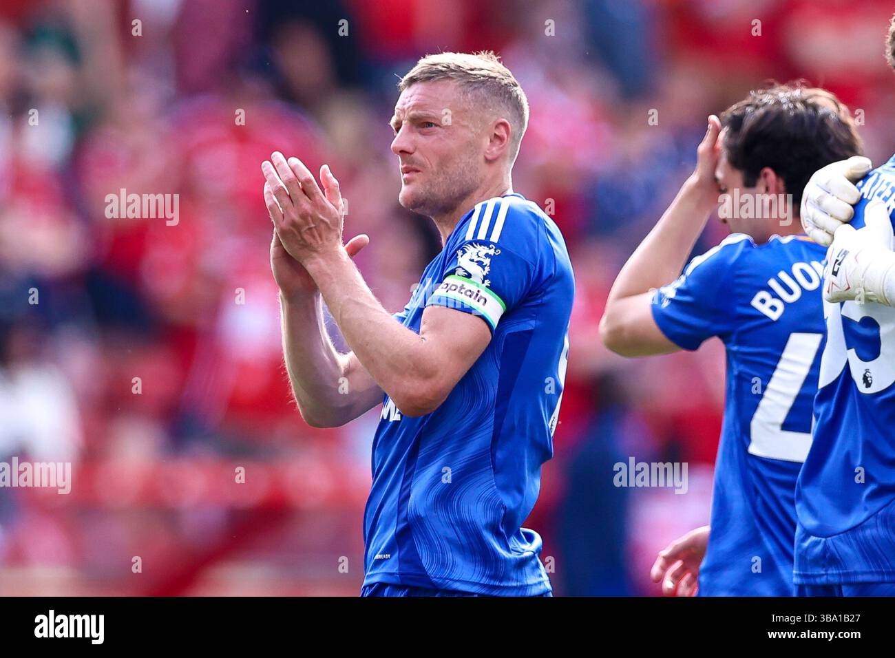 Nottingham, UK. 11th May, 2025. Jamie Vardy of Leicester City applauds ...