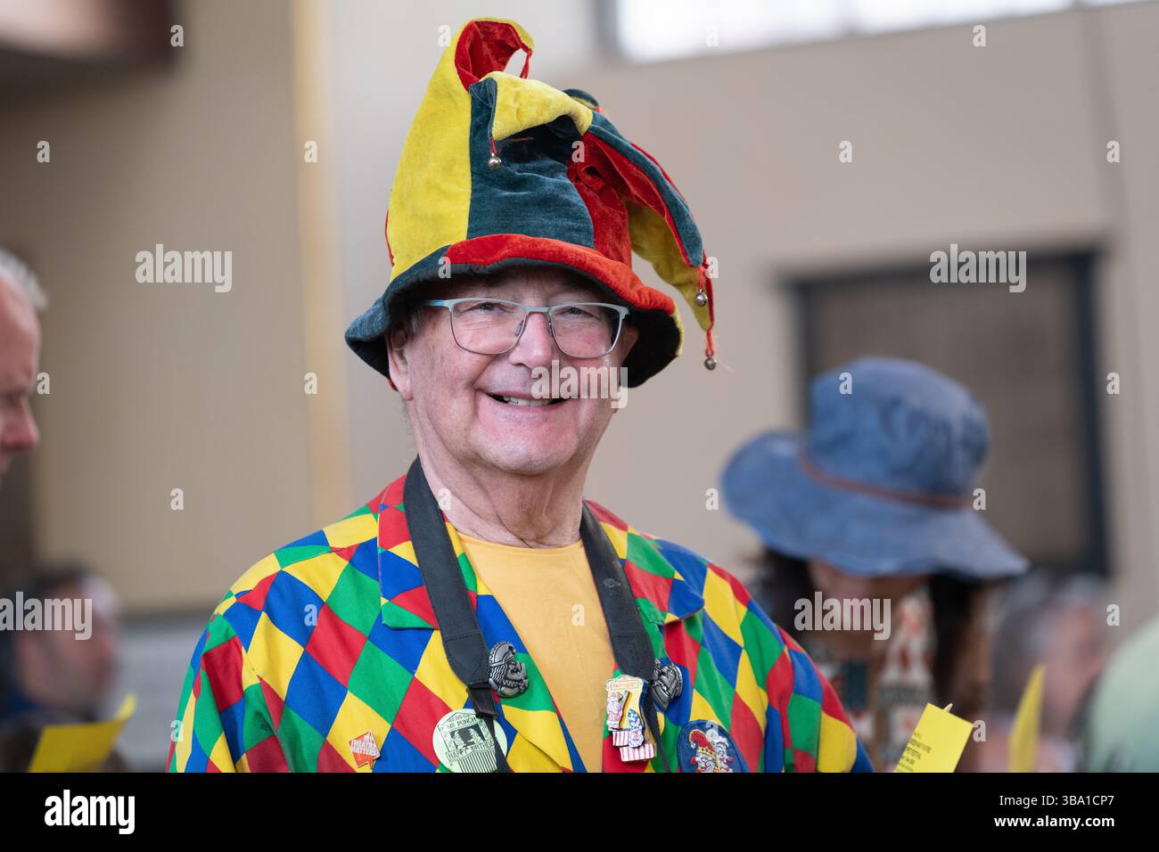 London, UK. 11 May, 2025. Worshippers gather in St Paul's Church in ...