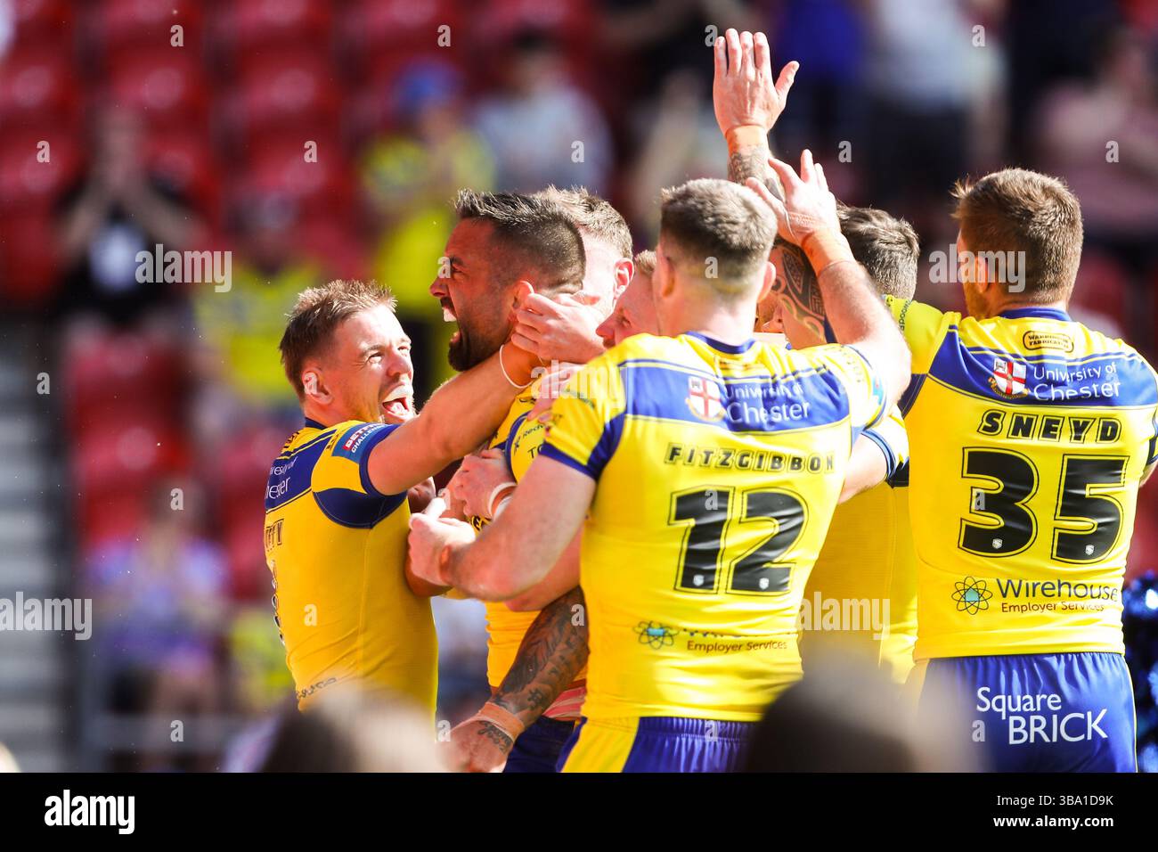 St Helens, UK. 11th May, 2025. Paul Vaughan of Warrington Wolves ...