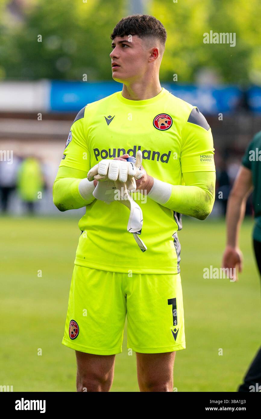 Walsall FC goalkeeper Tommy Simkin (1) applauds the fans after the ...