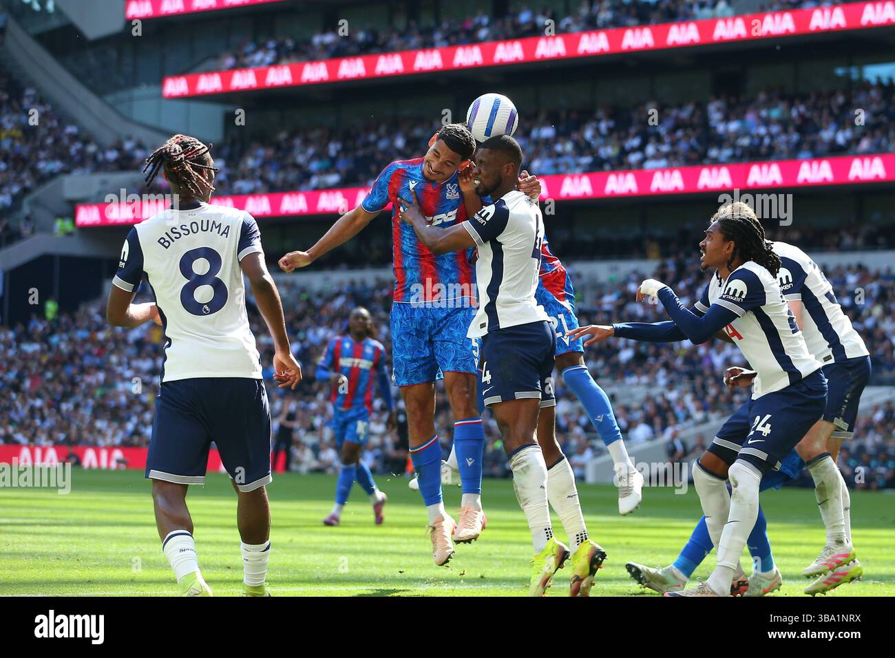 Tottenham Hotspur Stadium, London, UK. 11th May, 2025. Premier League ...