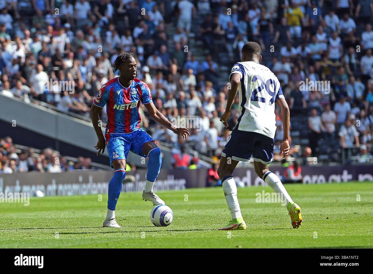 Tottenham Hotspur Stadium, London, UK. 11th May, 2025. Premier League ...