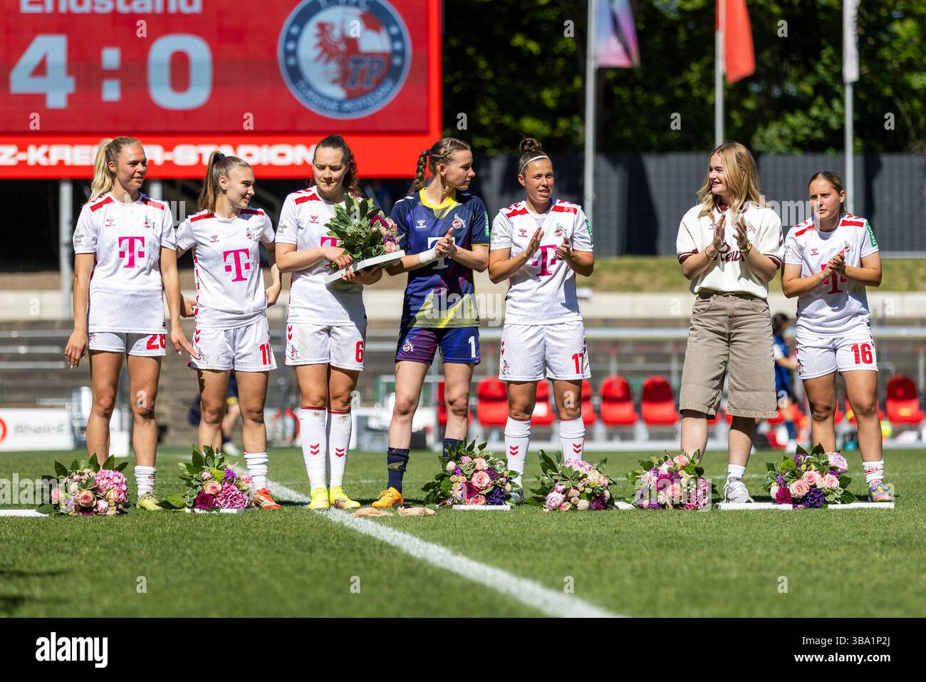 von links: Janina Hechler (1. FC K?ln, 28), Alena Bienz (1. FC K?ln, 11 ...