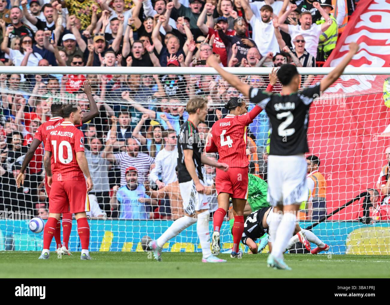 Mikel merino arsenal goal hi-res stock photography and images - Alamy