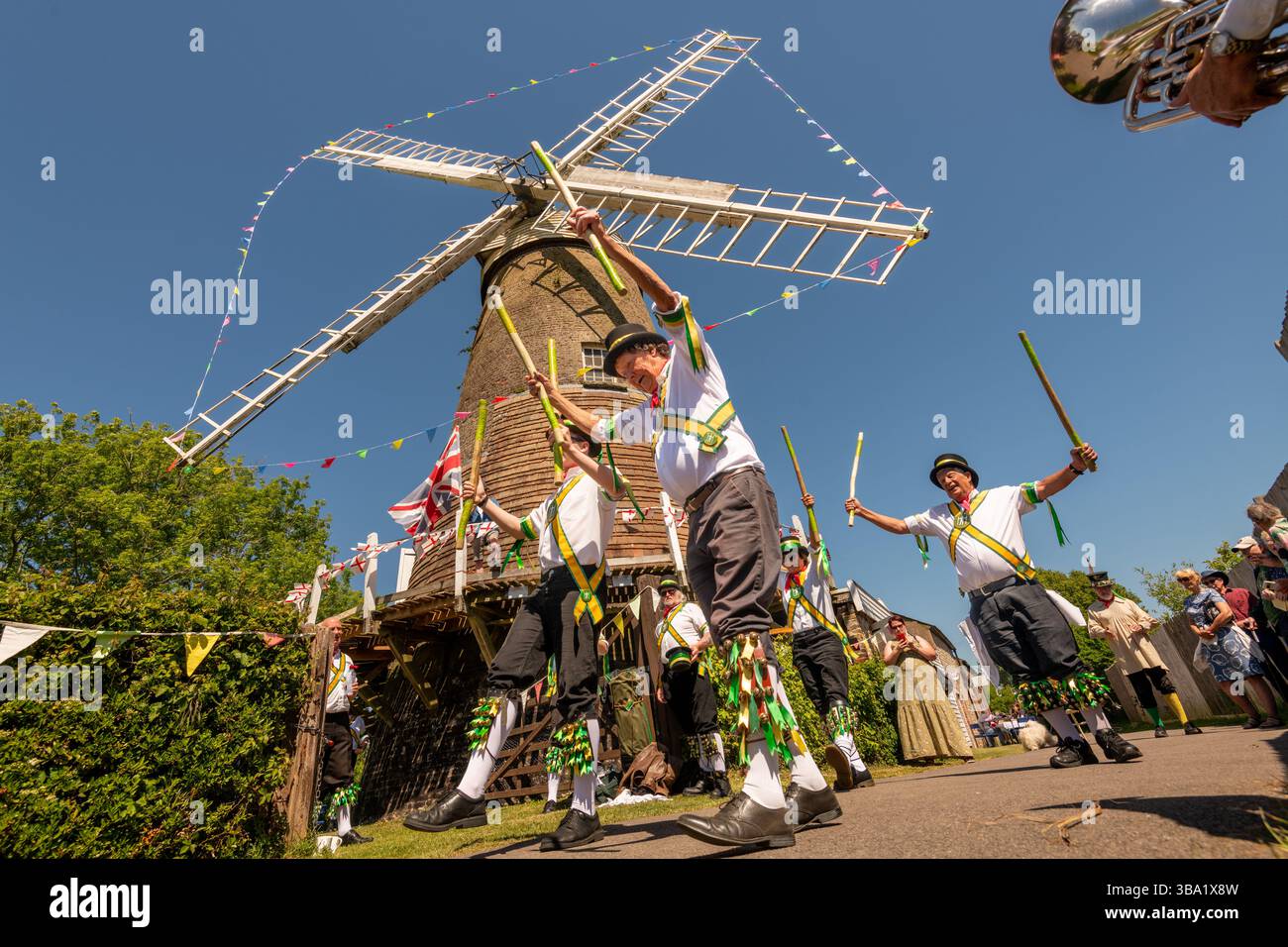 Polegate, East Sussex, UK. 11th May, 2025. The Longman Morris Dancers ...