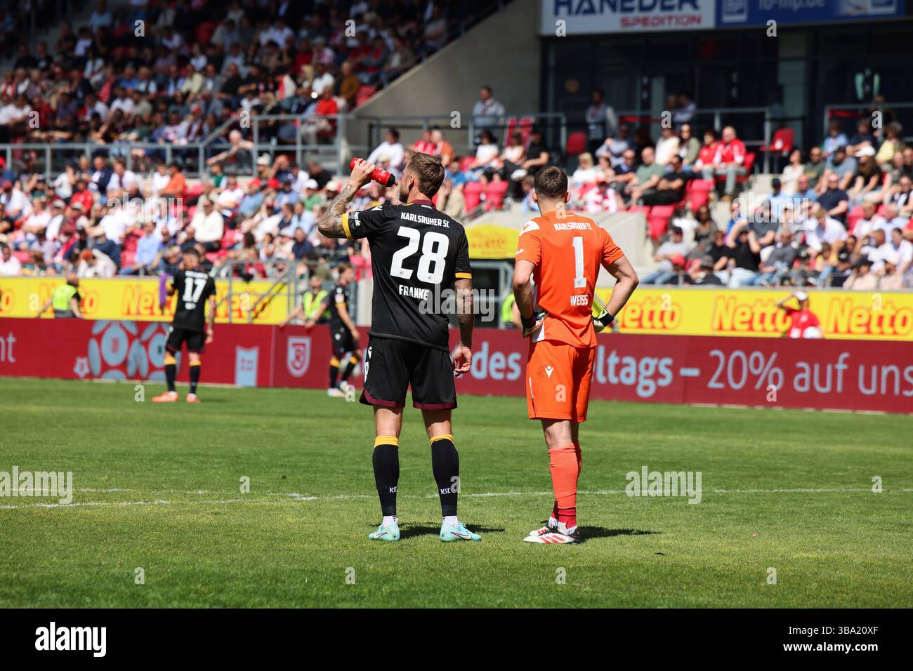 Marcel Franke (Karlsruher SC, 28), Max Weiss (Karlsruher SC, 1) GER ...
