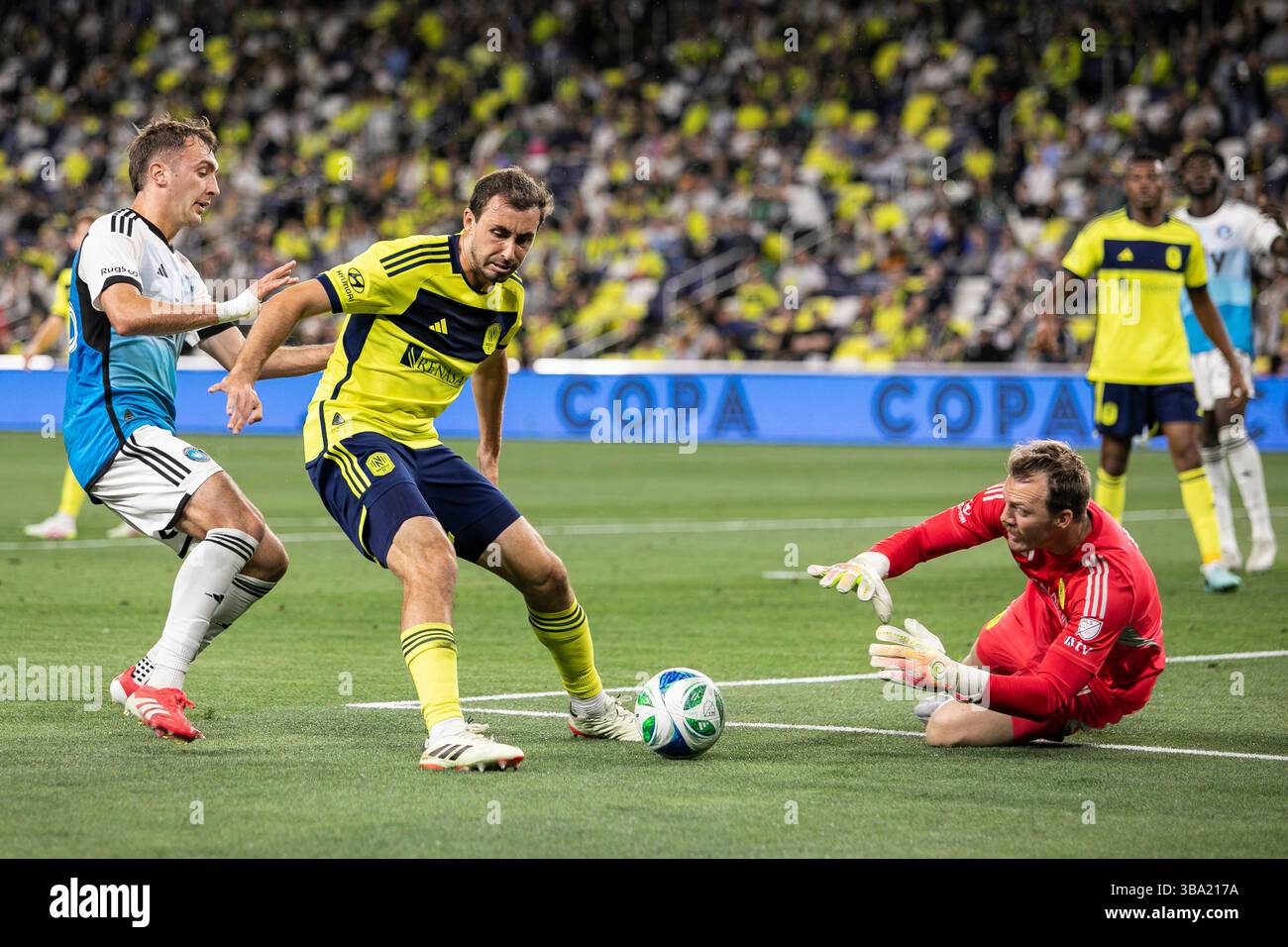 Nashville, USA. 10th May, 2025. Nashville SC defender Jack Maher (5 ...