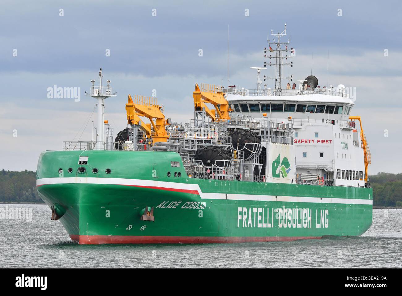 LNG Bunkering Ship ALICE COSULICH at the Kiel Fjord Stock Photo - Alamy