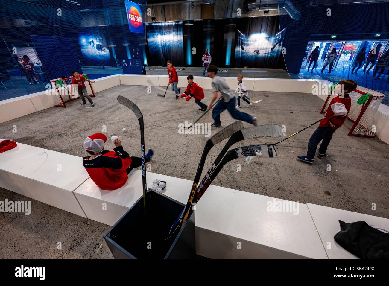 Herning, Denmark. 11th May, 2025. Children play hockey in the fanzone ...