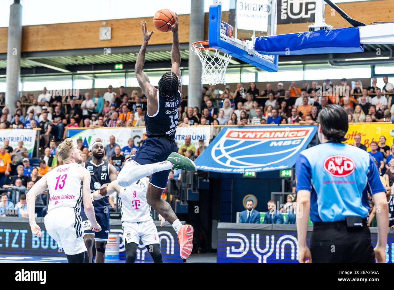 11.05.2025, Syntainics MBC - Telekom Baskets Bonn, Ty Brewer ...