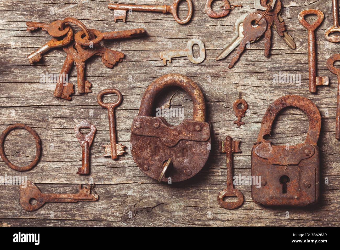 Keys table hi-res stock photography and images - Alamy