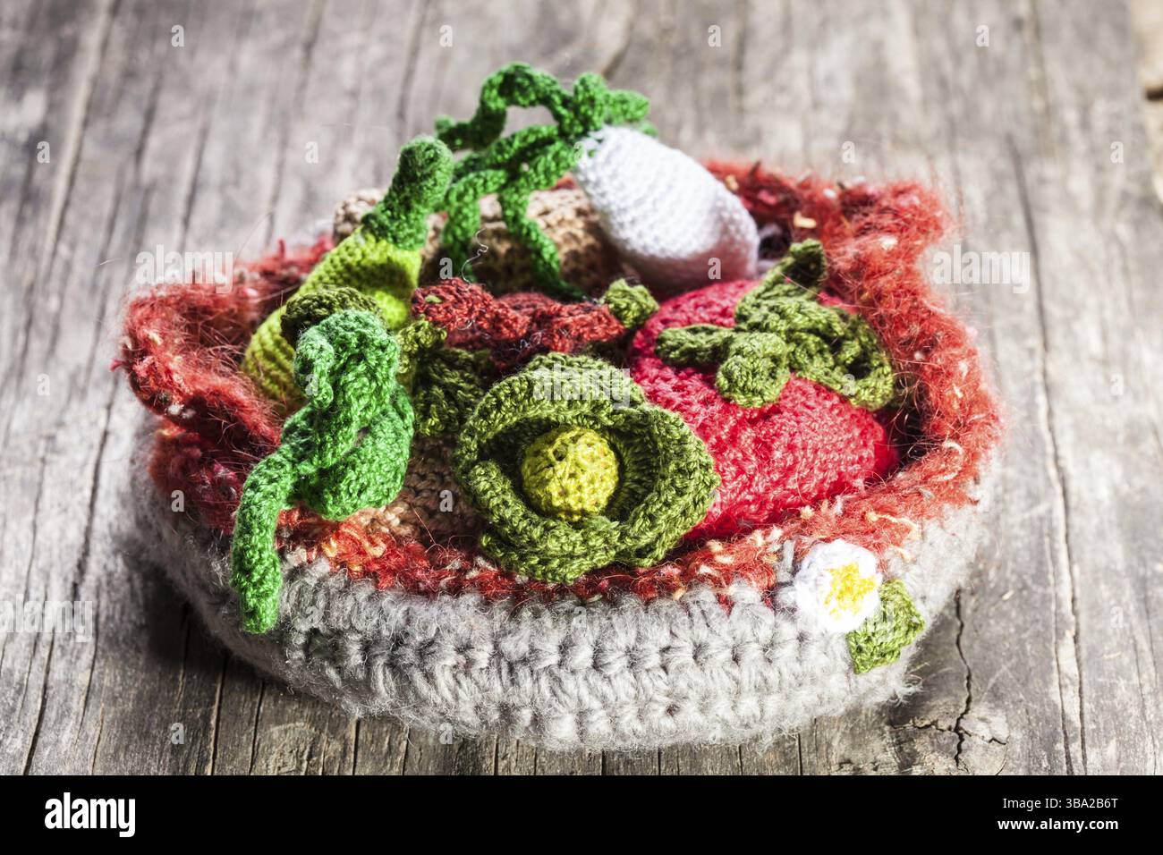 Crochet vegetables on a plate - eco toys for children and kitchen decor ...