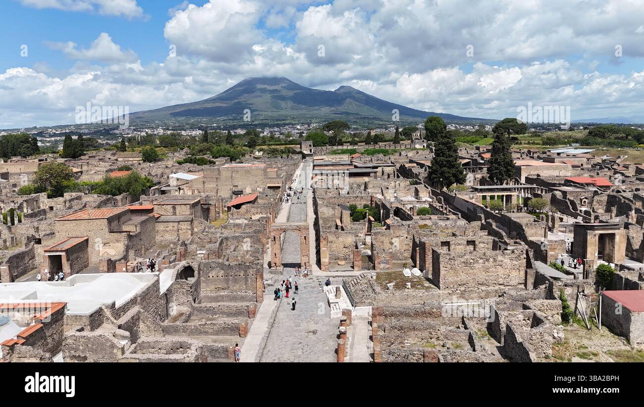 aerial view of Historic streets of Ancient roman city of Pompeii Italy ...