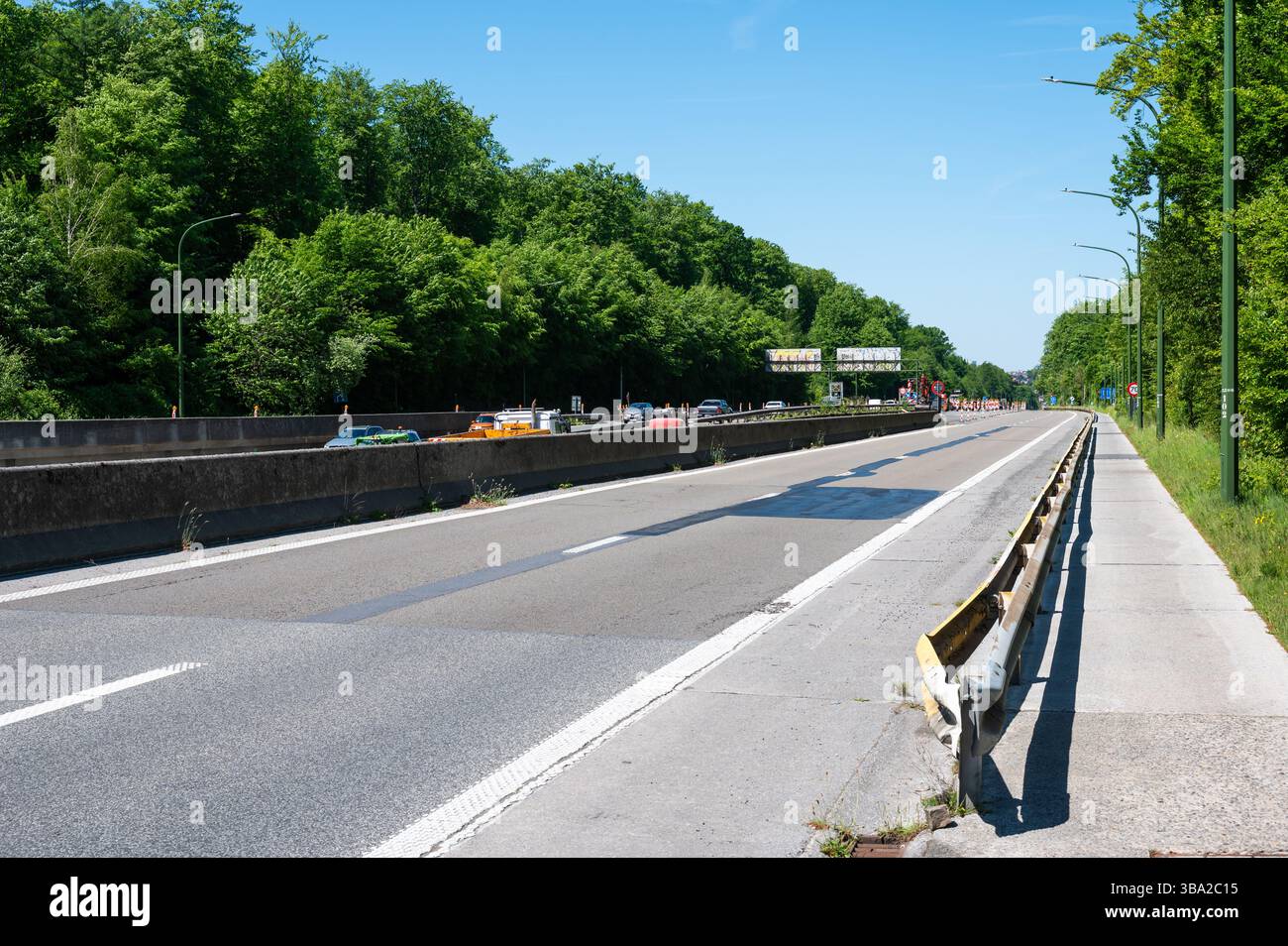 Road works at the Leonard junction and tunnel, Auderghem, Brussels ...