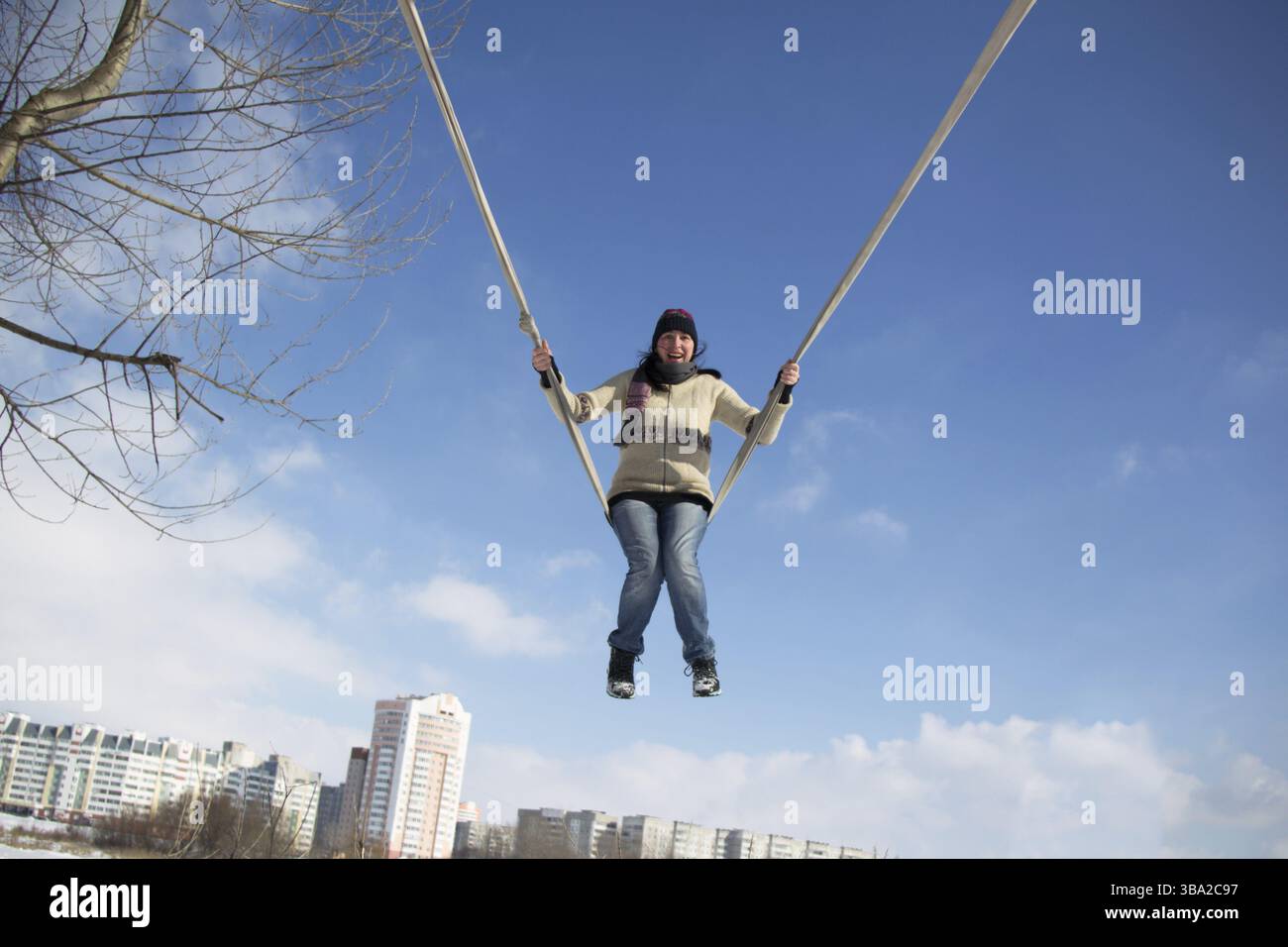 Ride on a rope hi-res stock photography and images - Alamy