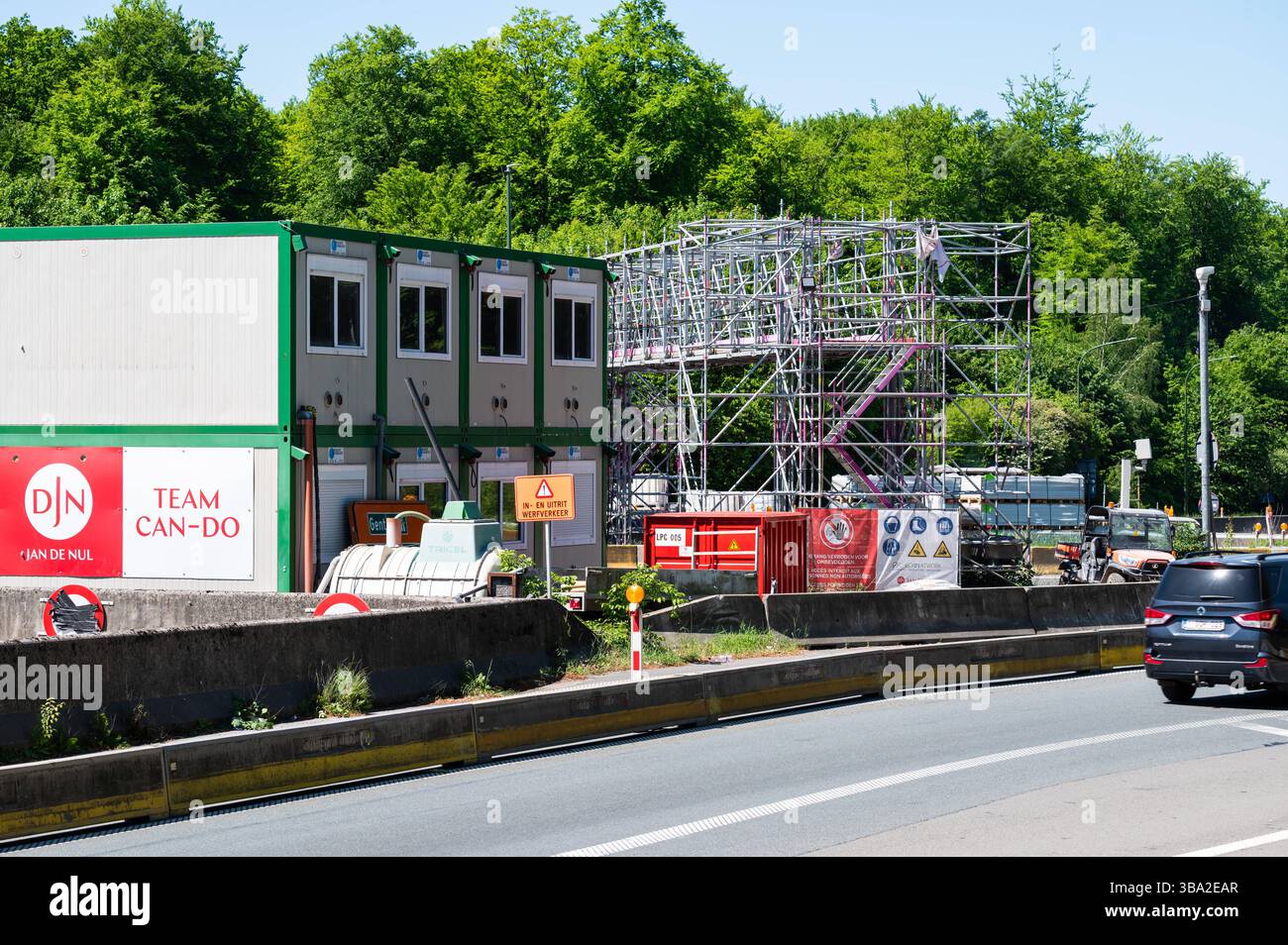 Road works at the Leonard junction and tunnel, Auderghem, Brussels ...