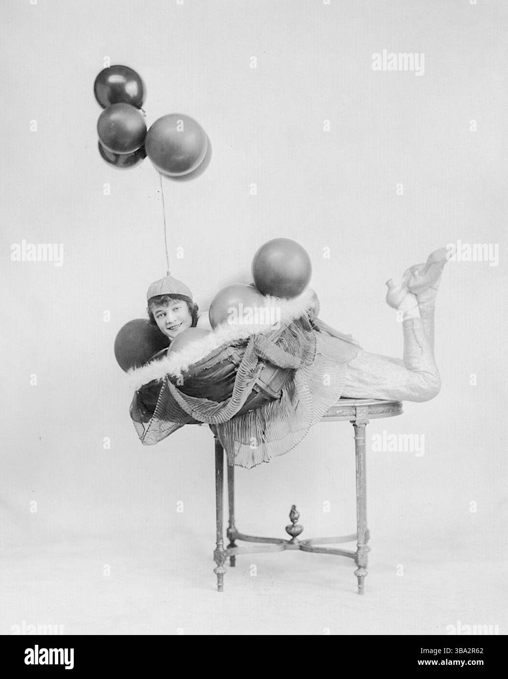 Marjorie Beverly said to be from the Ziegfeld "Midnight Frolic - 1918 ...