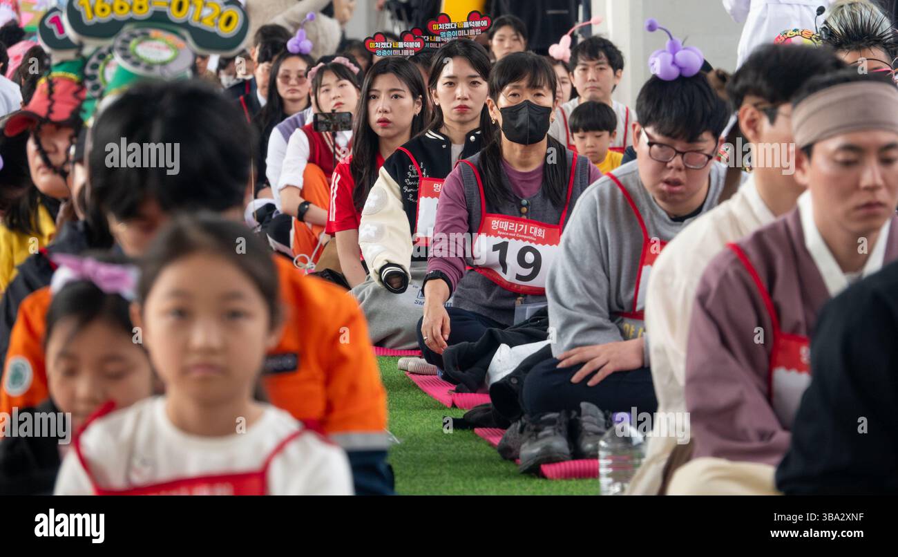 Space-out competition, May 11, 2025 : People participate in a Space-out ...