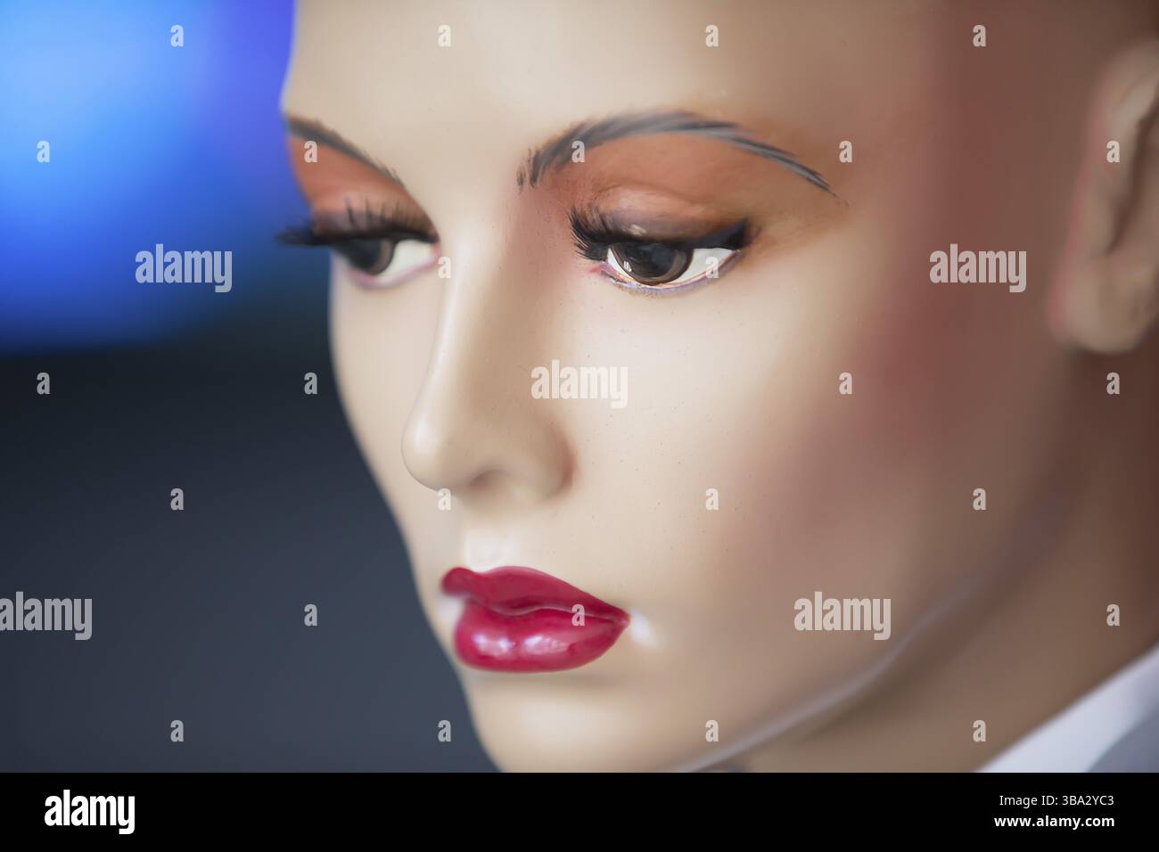 Manikin woman face close up Stock Photo - Alamy