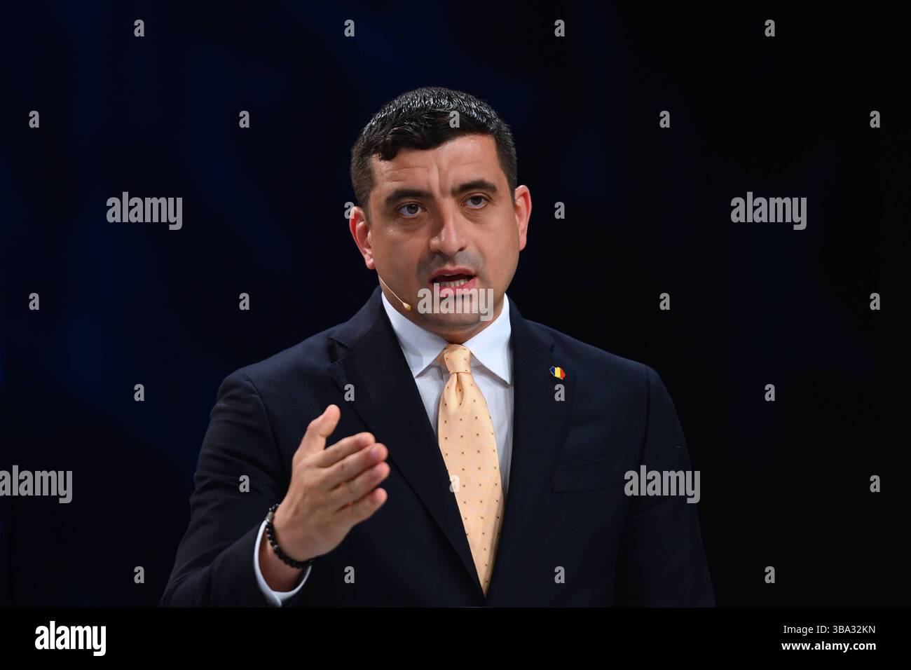ROMANIA-POLITICS-VOTE-DEBATE Leader of the far-right Alliance for the ...