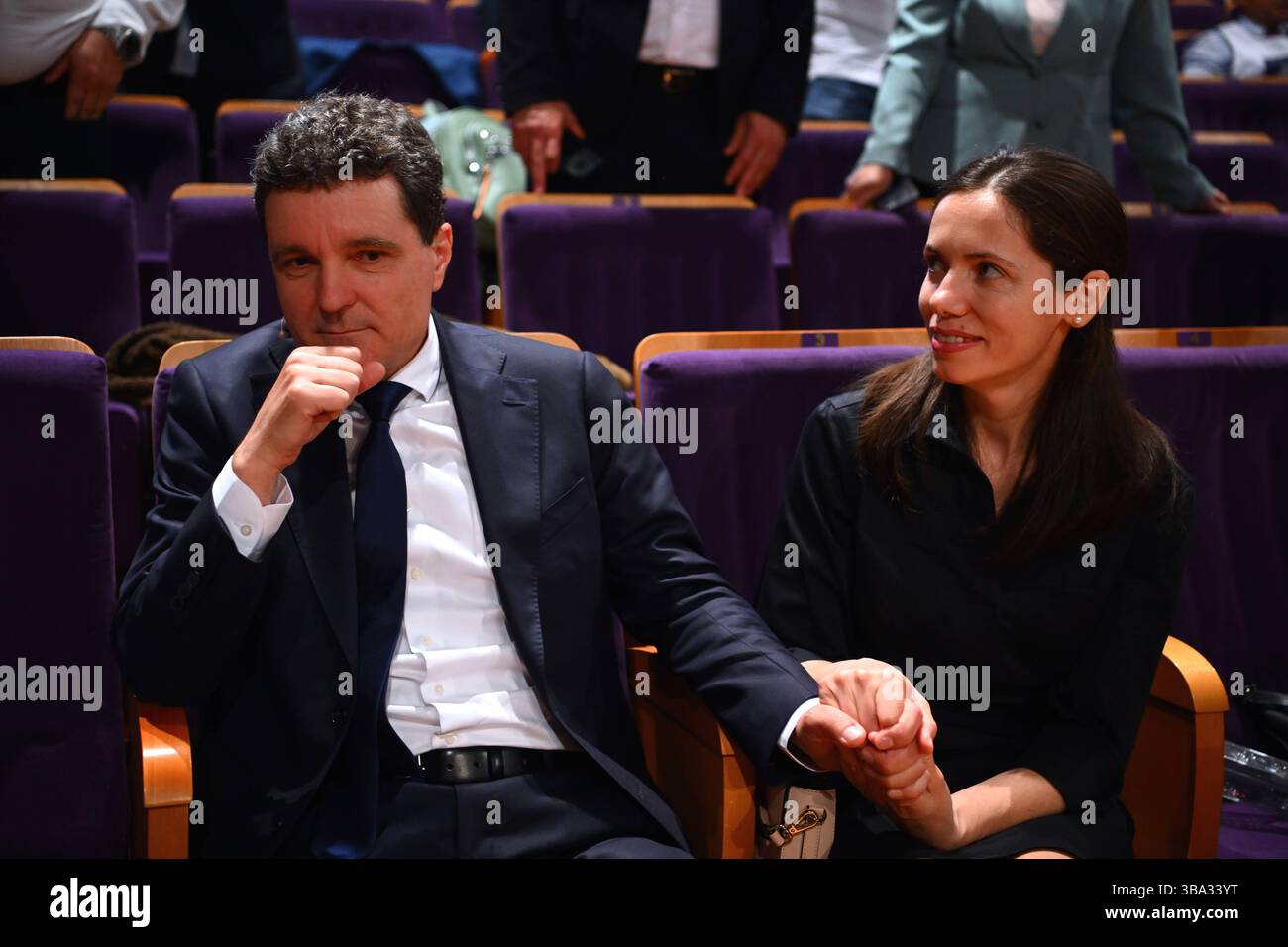 ROMANIA-POLITICS-VOTE-DEBATE Leader of the far-right Alliance for the ...