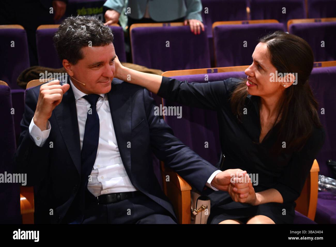 ROMANIA-POLITICS-VOTE-DEBATE Leader of the far-right Alliance for the ...
