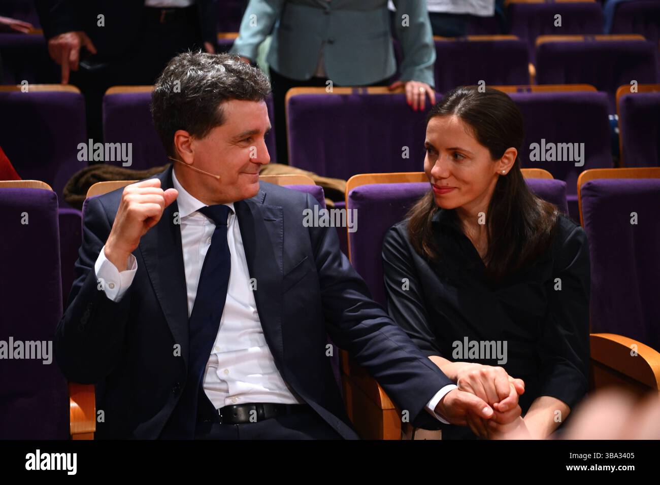 ROMANIA-POLITICS-VOTE-DEBATE Leader of the far-right Alliance for the ...