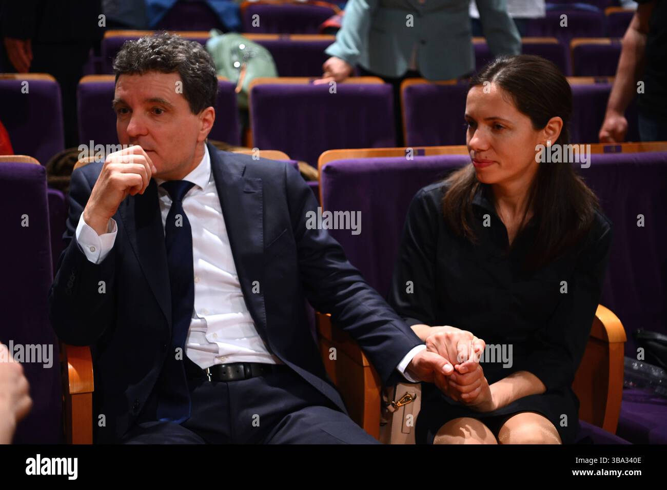 ROMANIA-POLITICS-VOTE-DEBATE Leader of the far-right Alliance for the ...