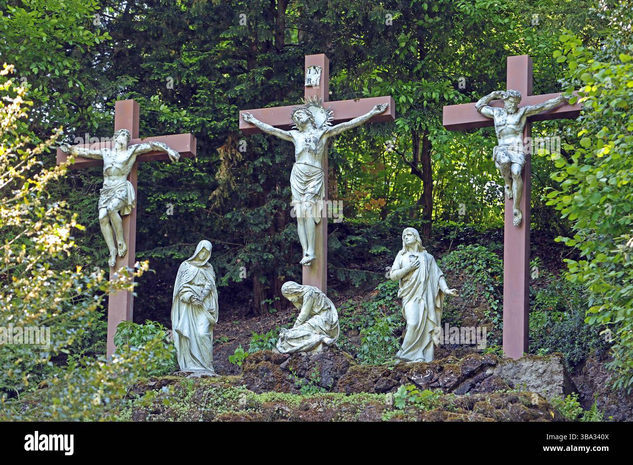 Kreuzigung von Jesus Christus Die Kreuzigungsszene des Herrn Jesus ...