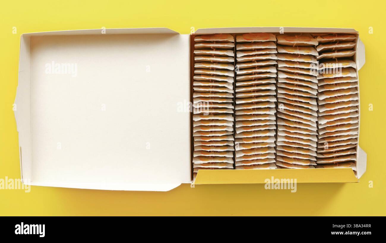 Food packaging vermin hi-res stock photography and images - Alamy