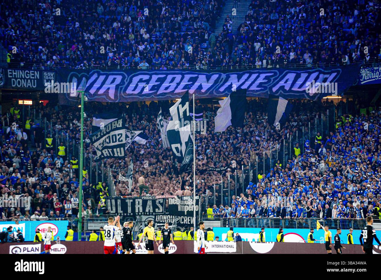 Hamburg, Deutschland. 10th May, 2025. Fans/Ultras SSV Ulm GER ...