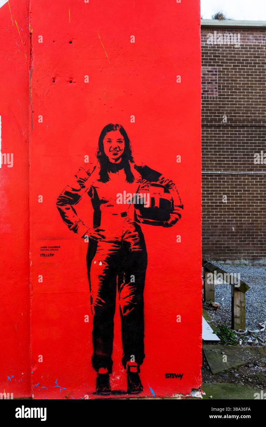 Wall painting of Jamie Chadwick by Stewy in collaboration with The Leap ...