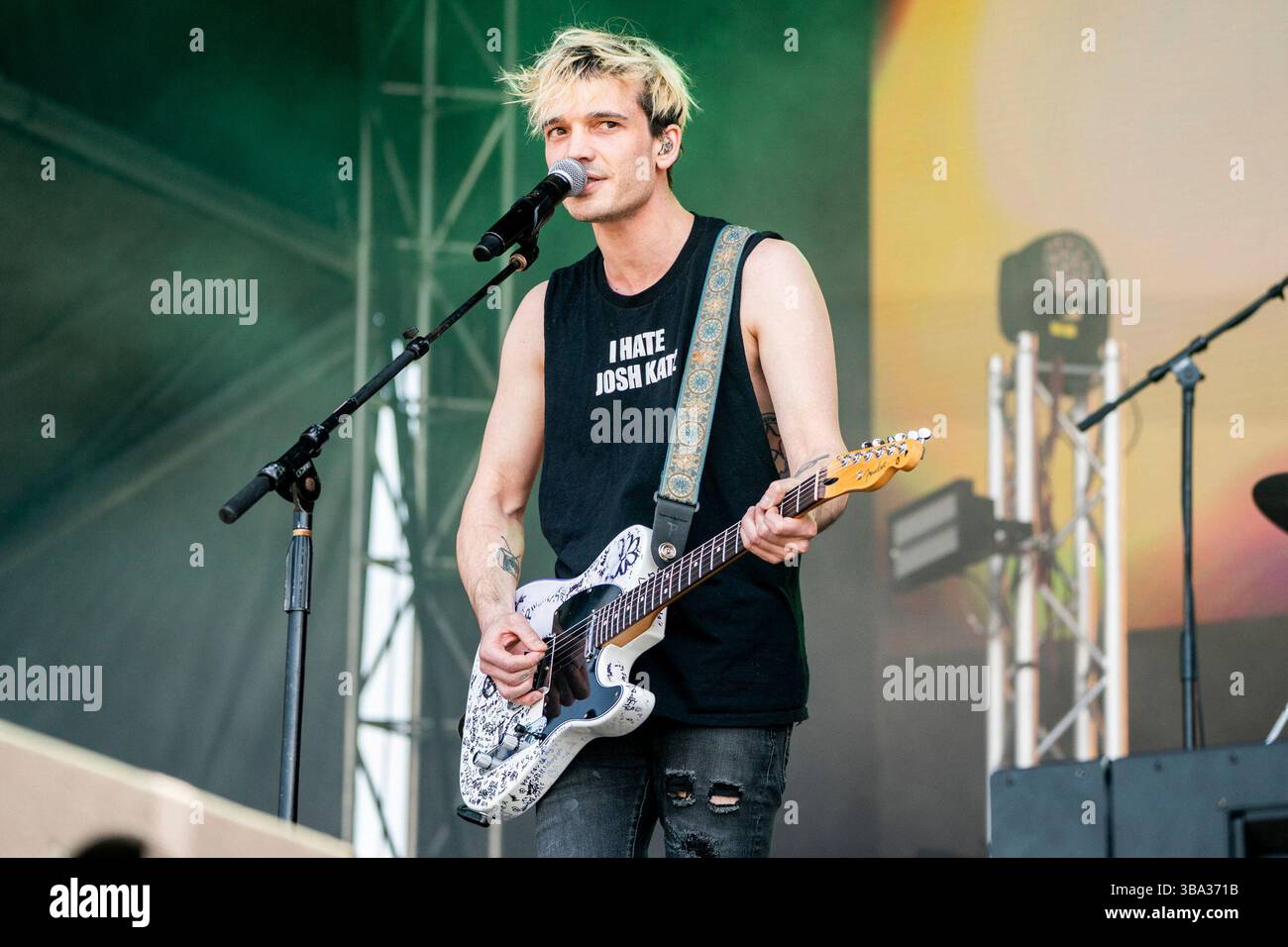 Josh Katz of Badflower performs during Sonic Temple Art and Music ...