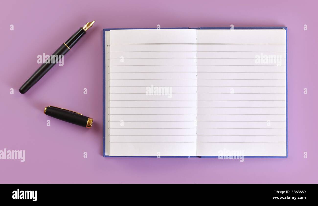 Elegant fountain pens hi-res stock photography and images - Alamy