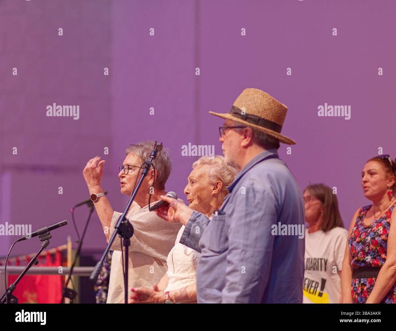 Wakefield, West Yorkshire, 10th May 2025, Heather Wood and Betty Cook ...