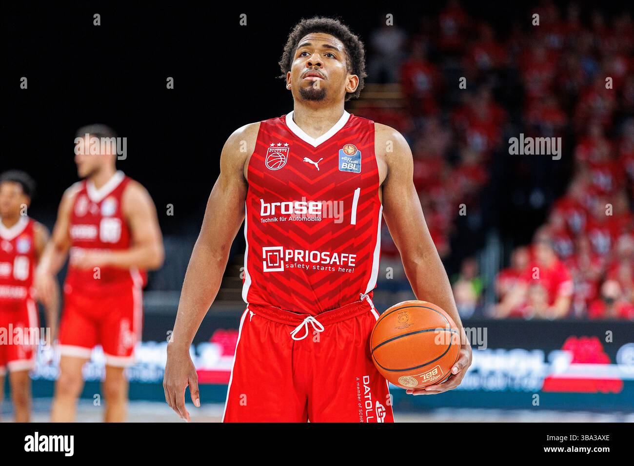 Bamberg, Deutschland. 11th May, 2025. Noah Locke (Bamberg Baskets, #01 ...