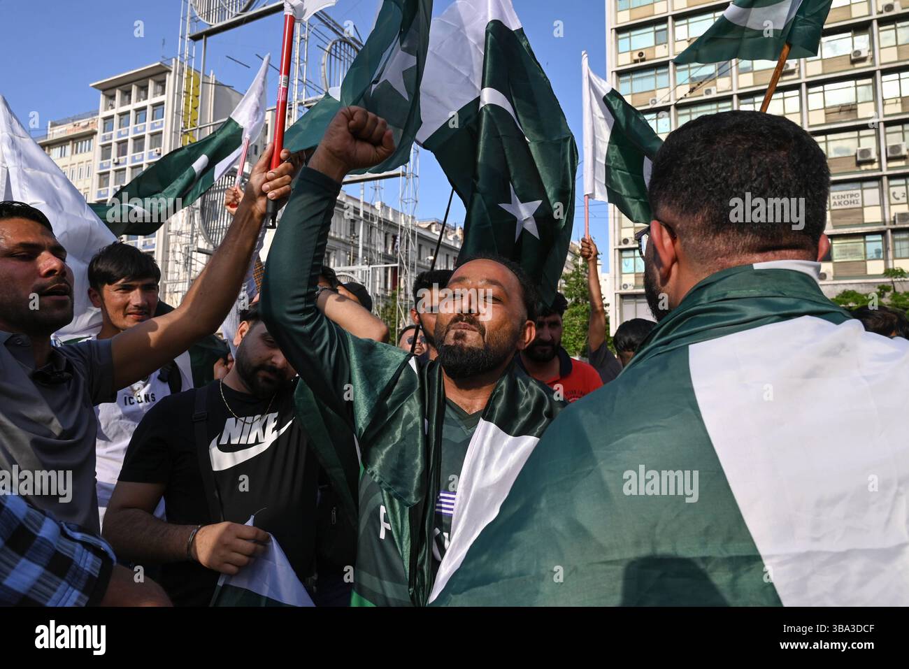 Pakistanis rally in Athens in support of their country A Pakistani man ...