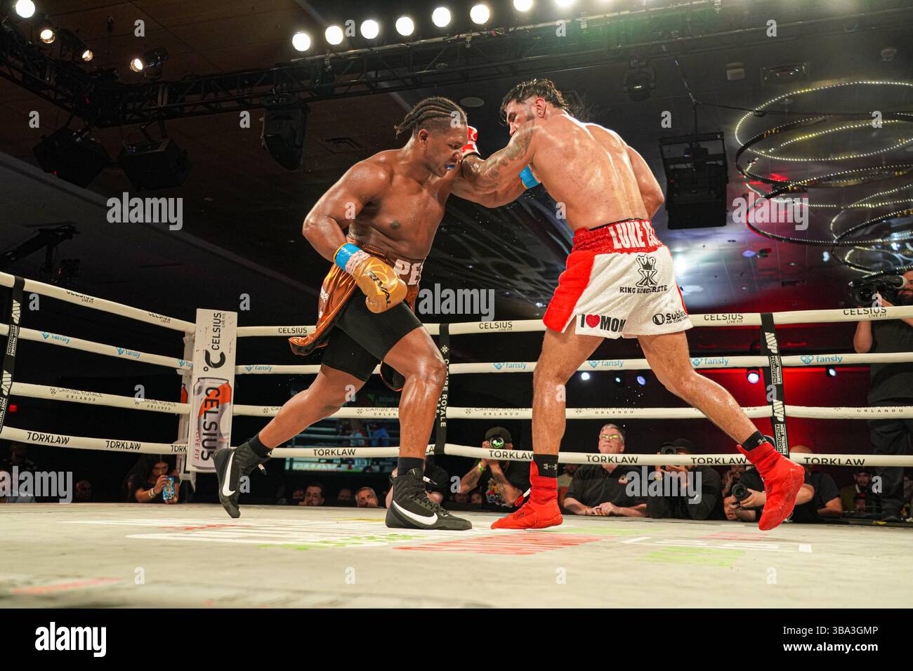 Orlando, Florida, USA, May 9, 2025, Danier Pero faces Cesar Navarro at the Royal Caribe Hotel ...