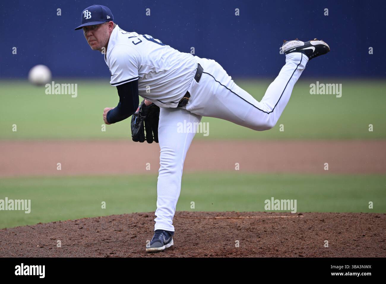 Tampa Bay Rays pitcher Garrett Cleavinger throws to home plate during ...