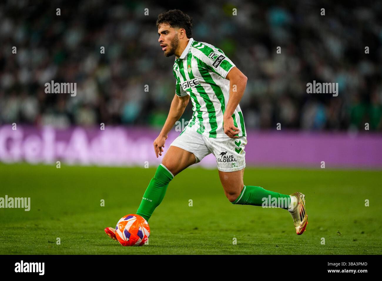 Abde Ezzalzouli of Real Betis in action during the Spanish league ...