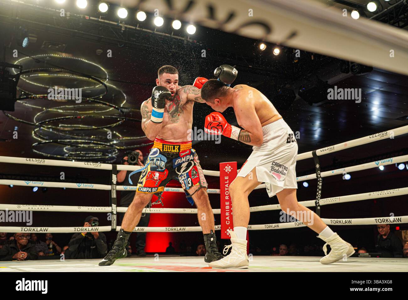 Orlando, Florida, USA, May 9, 2025, Ariel Perez faces Mario Bedolla at ...