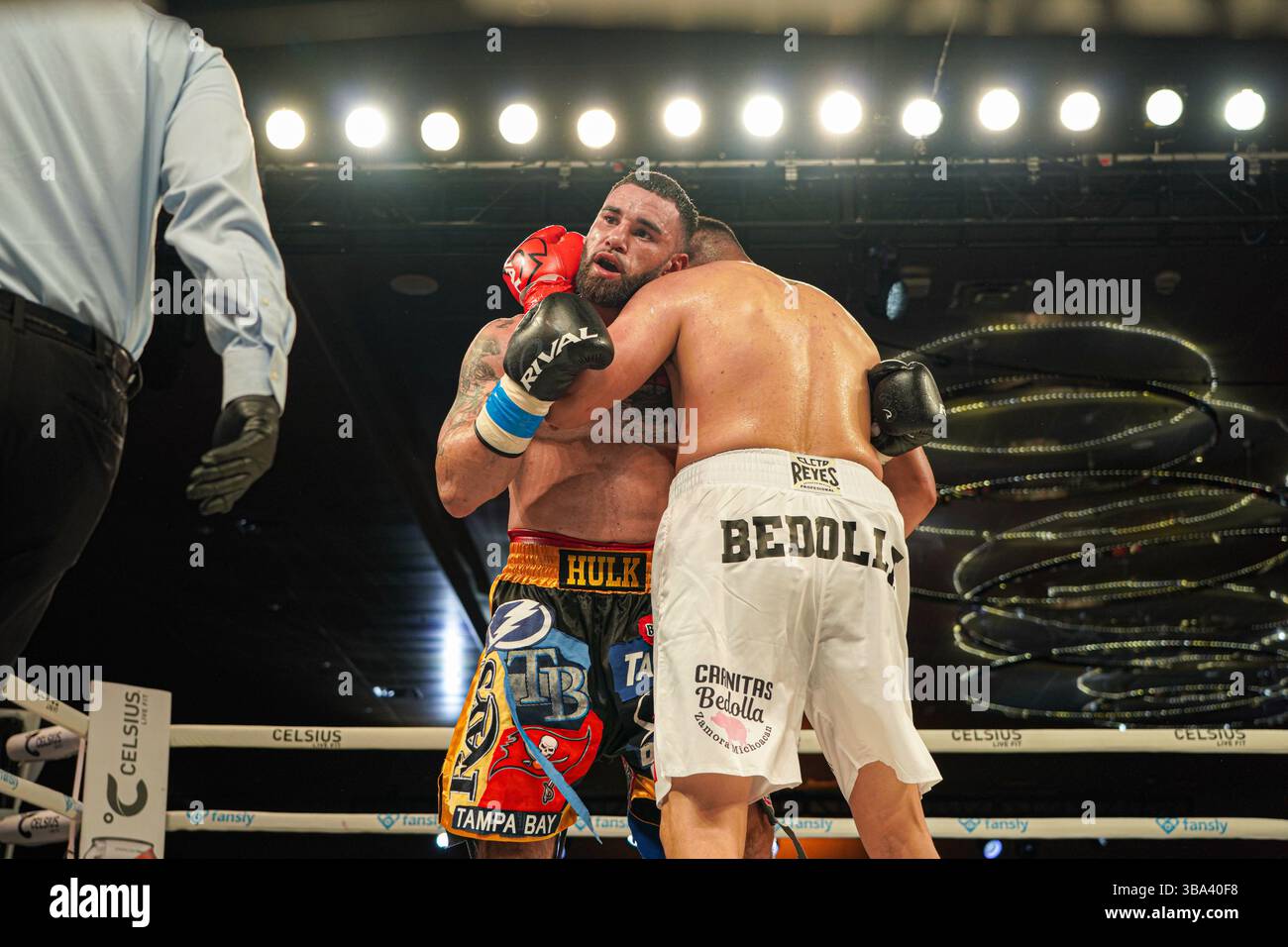 Orlando, Florida, USA, May 9, 2025, Ariel Perez faces Mario Bedolla at ...