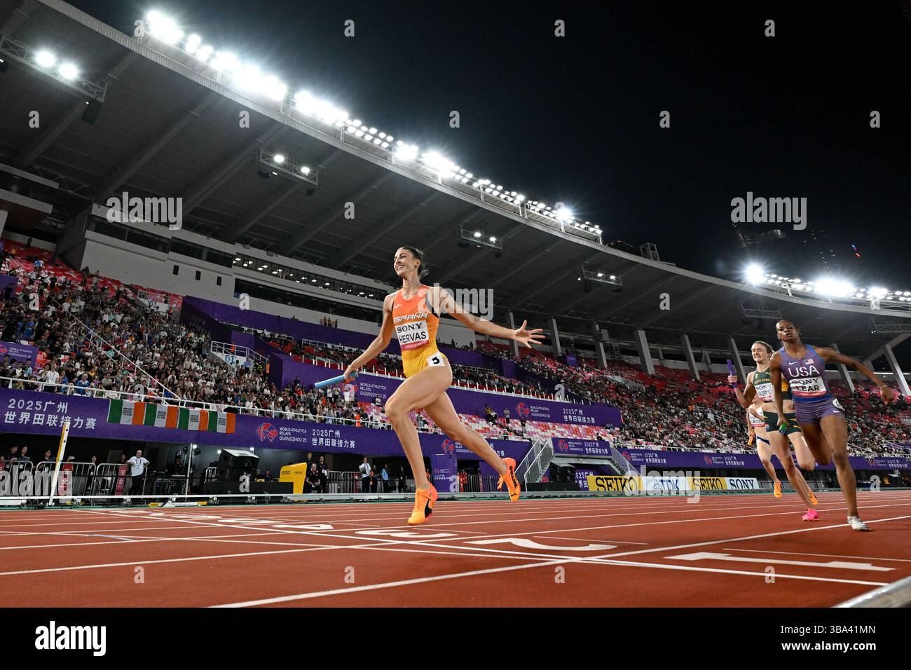 Guangzhou, China's Guangdong Province. 11th May, 2025. Blanca Hervas (L ...