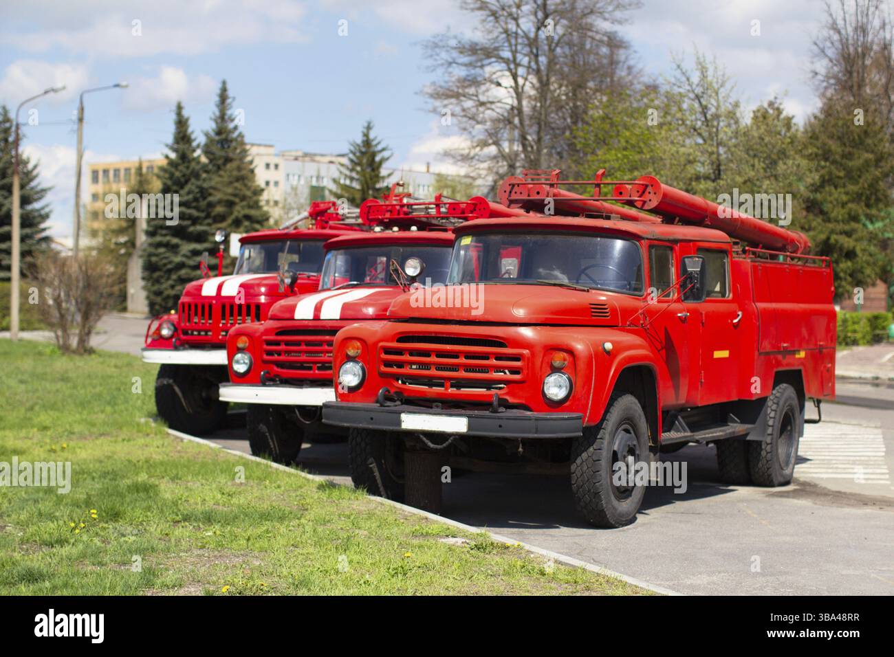 Old Russian fire trucks ZIL Stock Photo - Alamy