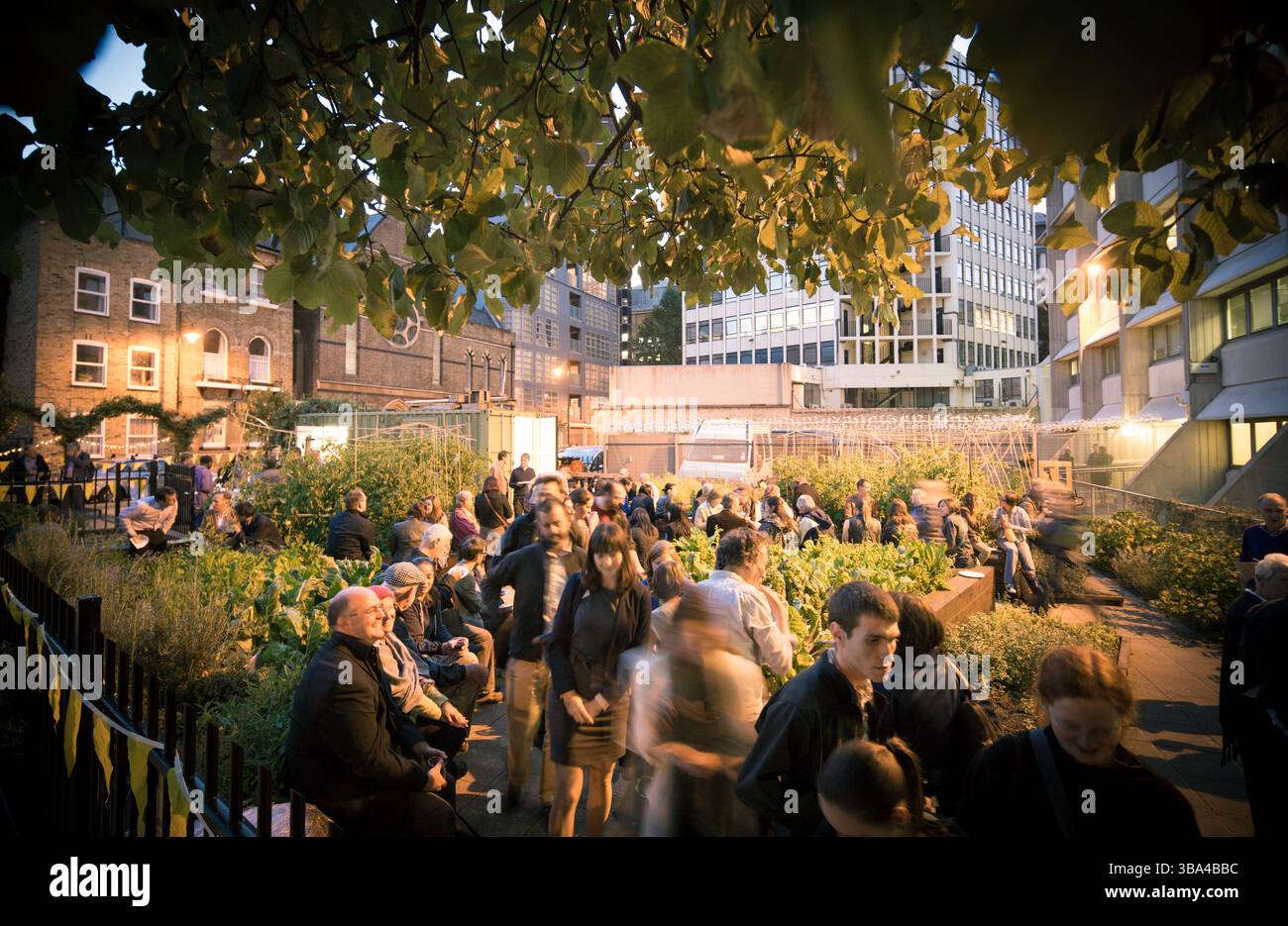 Community outdoor event hi-res stock photography and images - Alamy