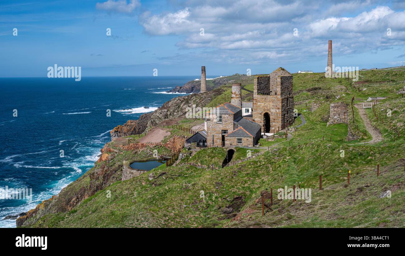 Levant Tin Mine and Coastline, Cornwall Stock Photo - Alamy