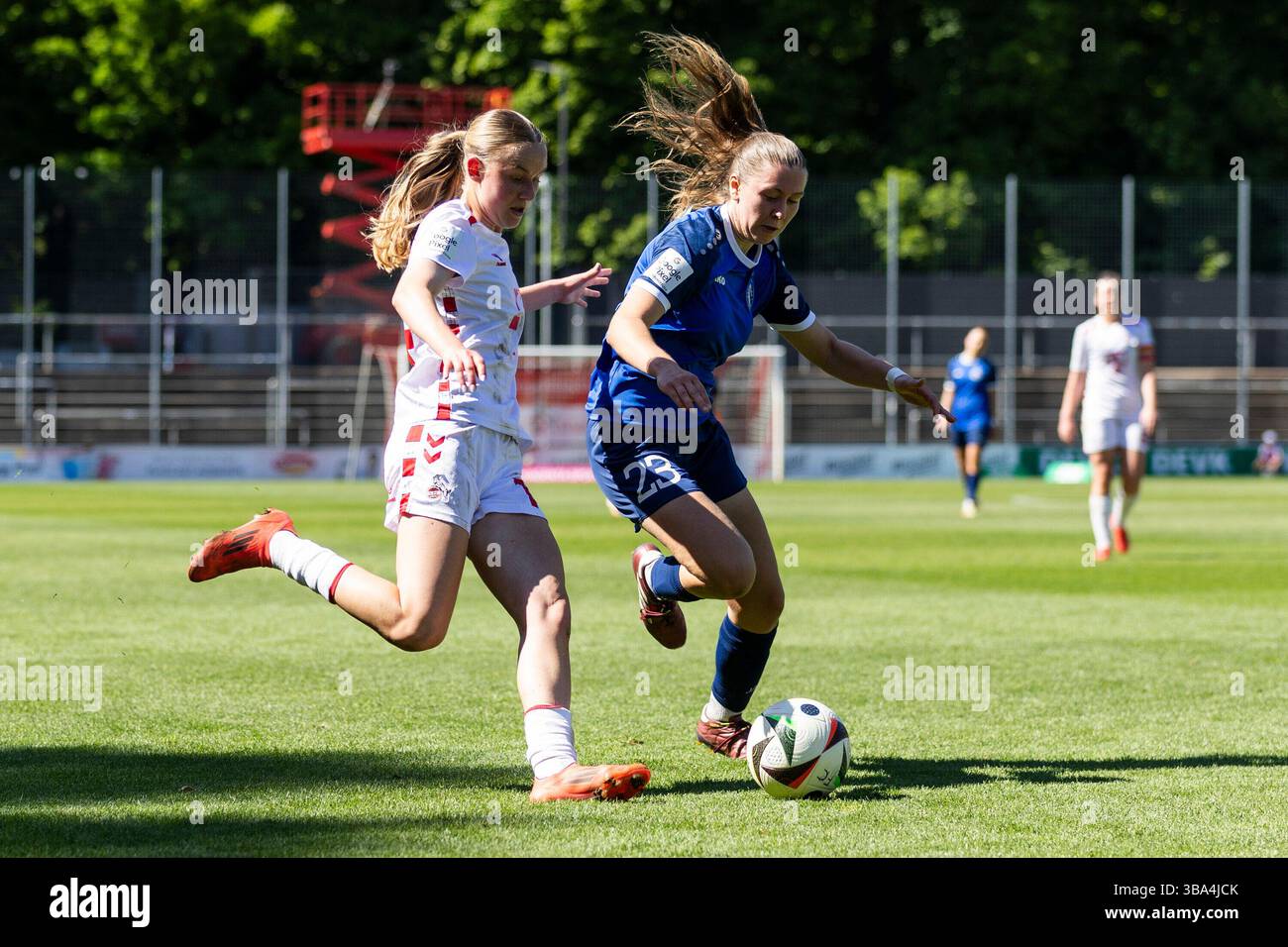 Carlotta Imping (1. FC K?ln, 14), Maria Almasri (1. FFC Turbine Potsdam, 23). Google Pixel ...